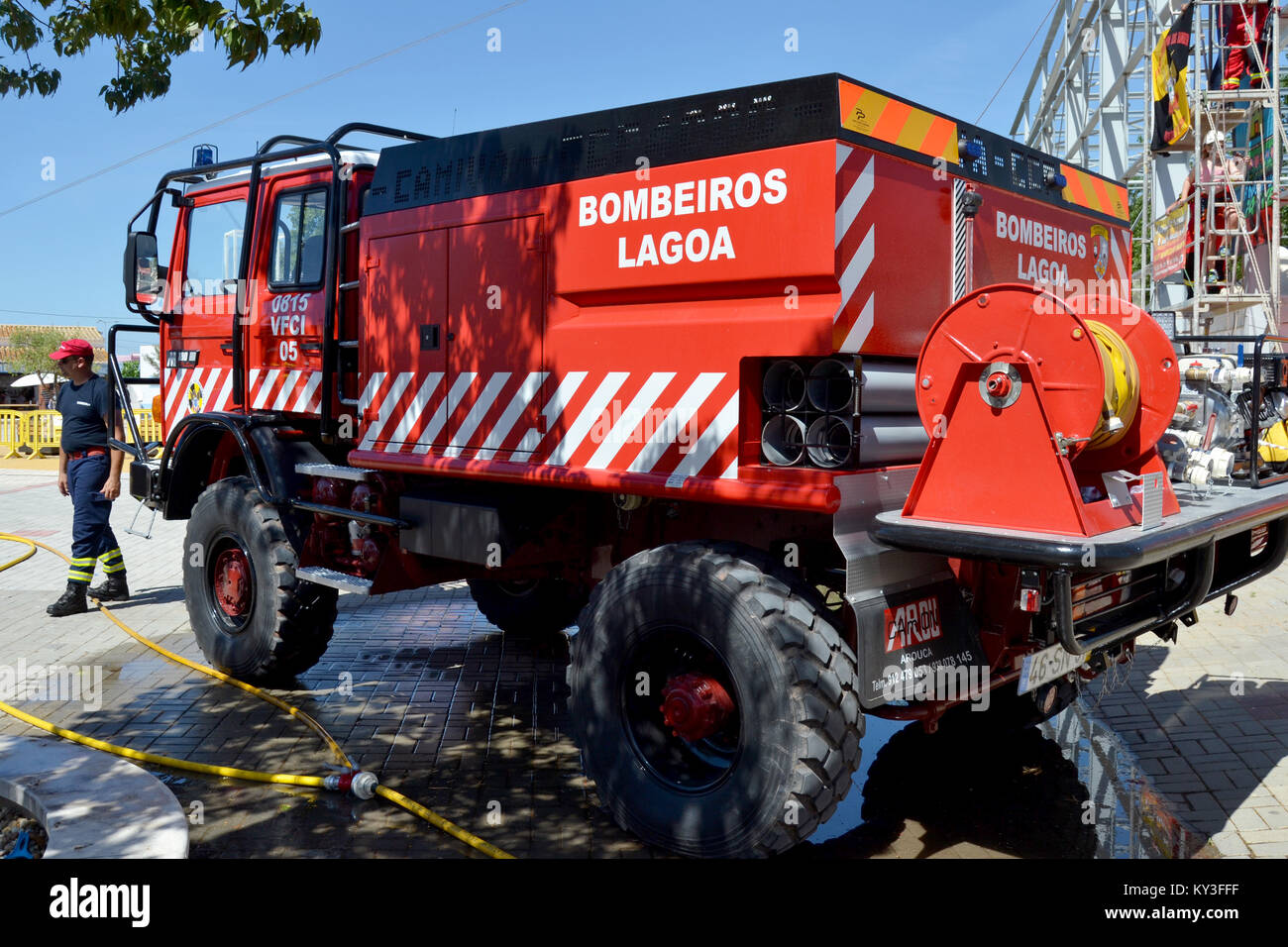 Firemen portugal hi-res stock photography and images - Alamy