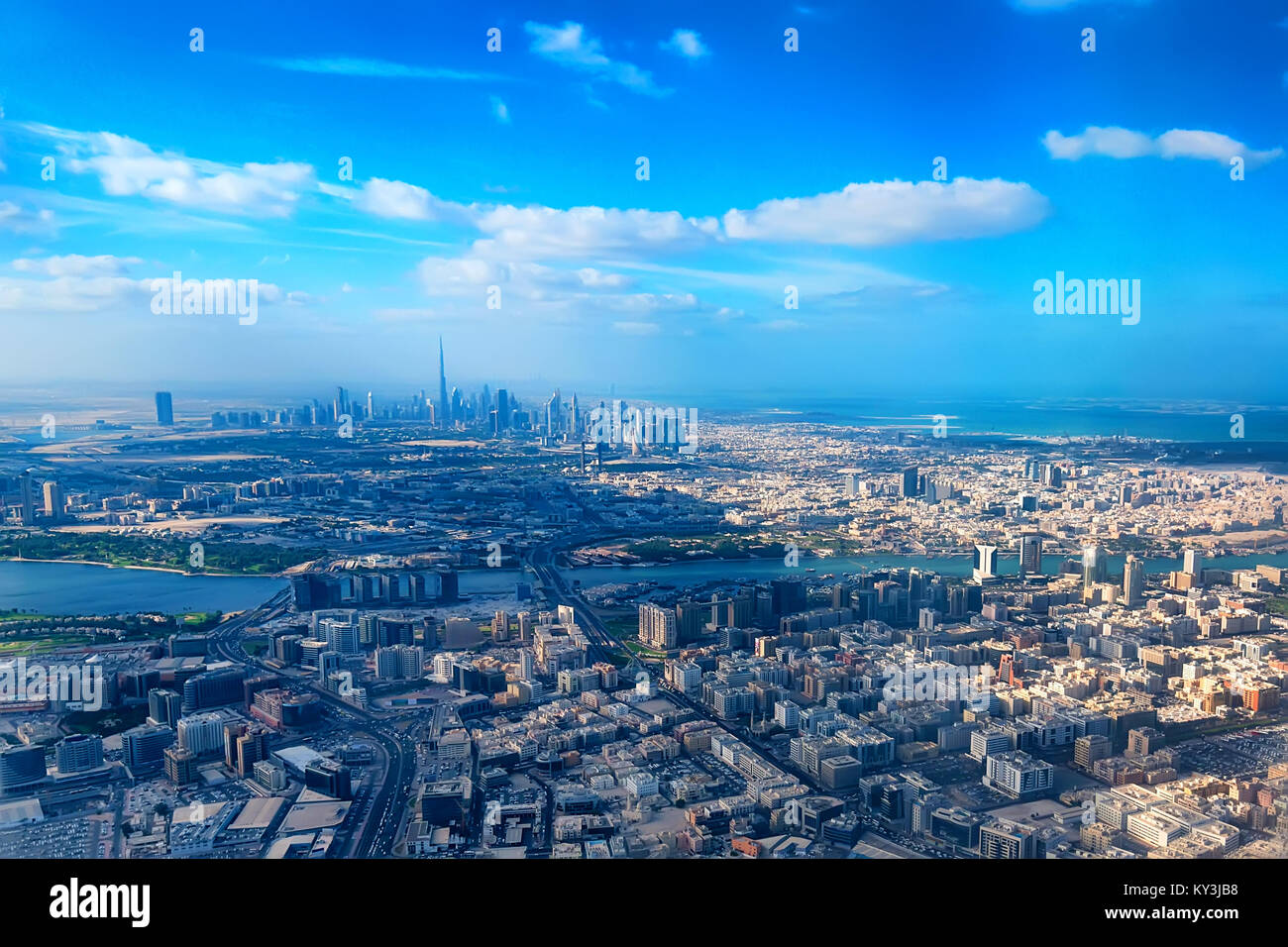 Dubai villa aerial High Resolution Stock Photography and Images - Alamy