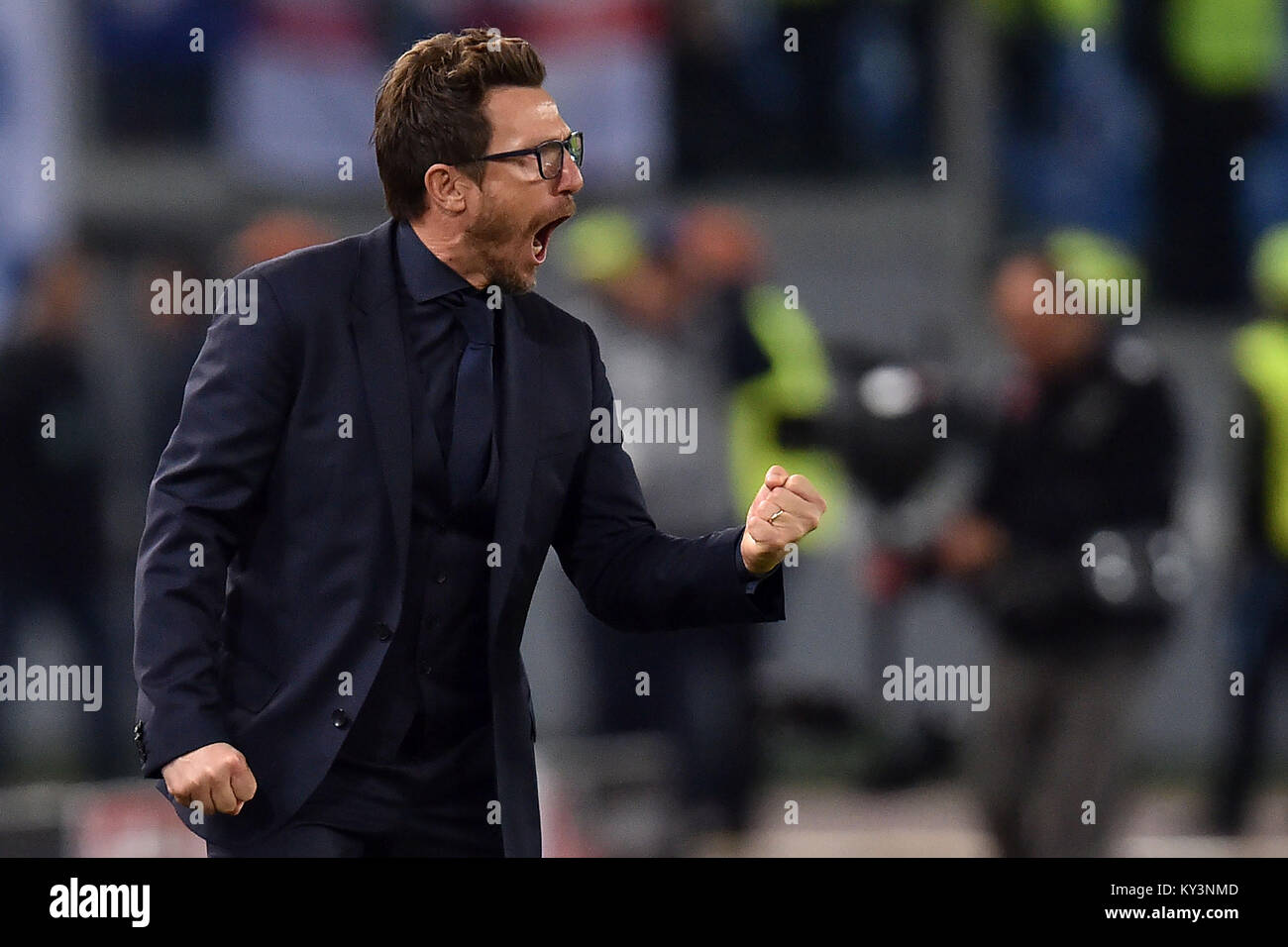 Esultanza Gol Eusebio Di Francesco Roma Goal celebration 3-0 Roma 31-10 ...
