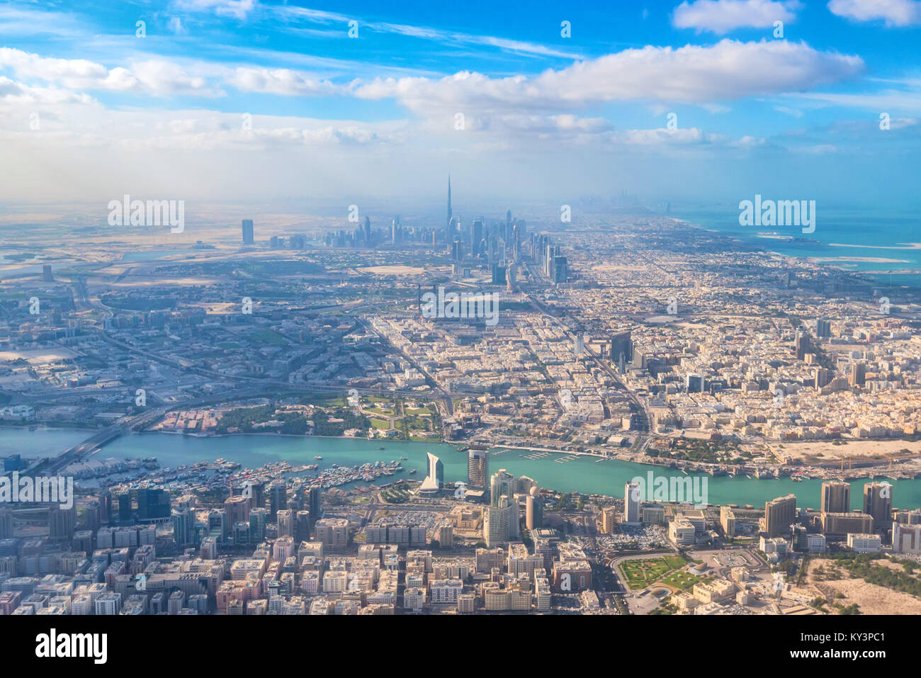 Dubai villa aerial hi-res stock photography and images - Alamy
