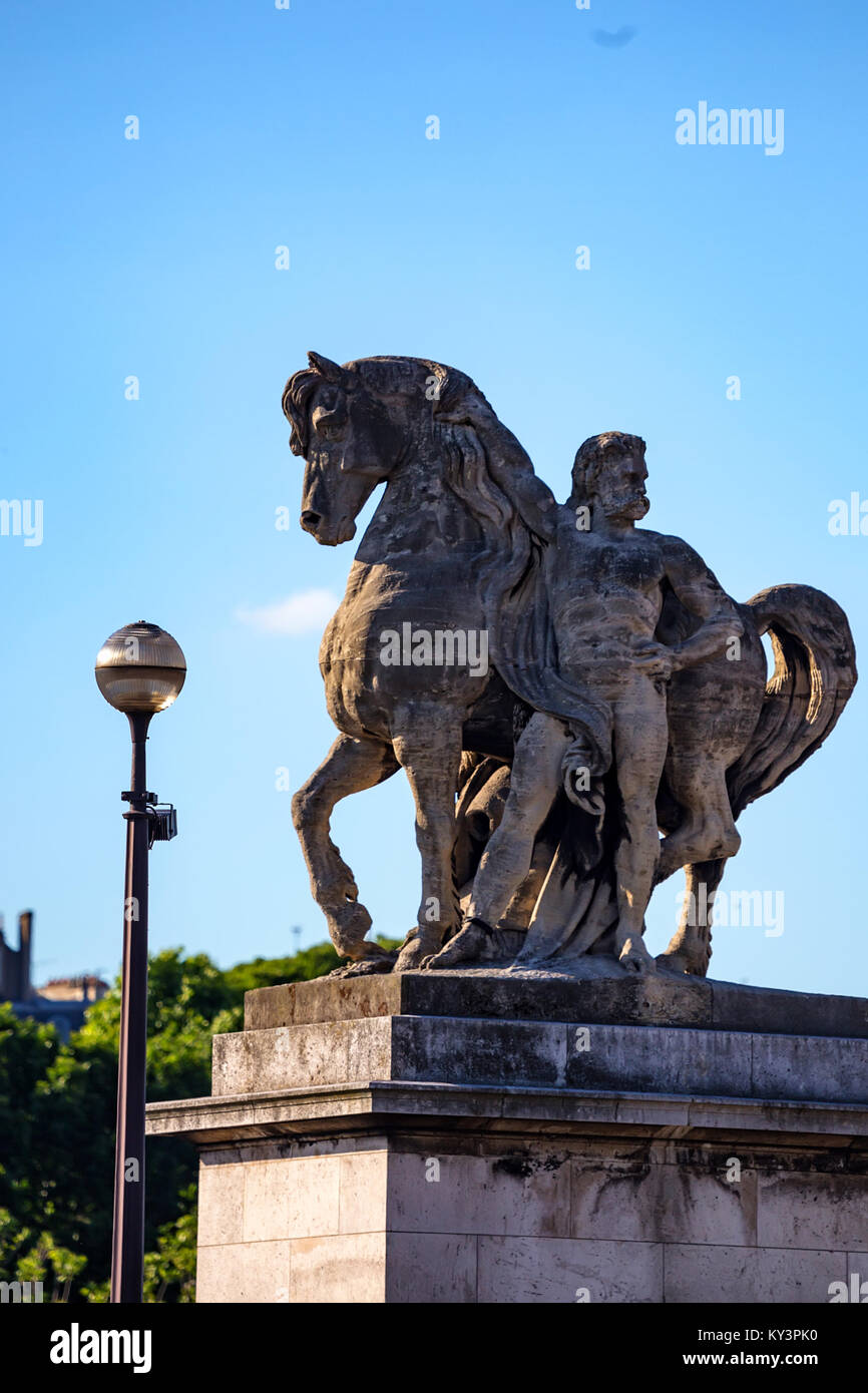 Statue Sculpture Man Monument High Resolution Stock Photography and ...