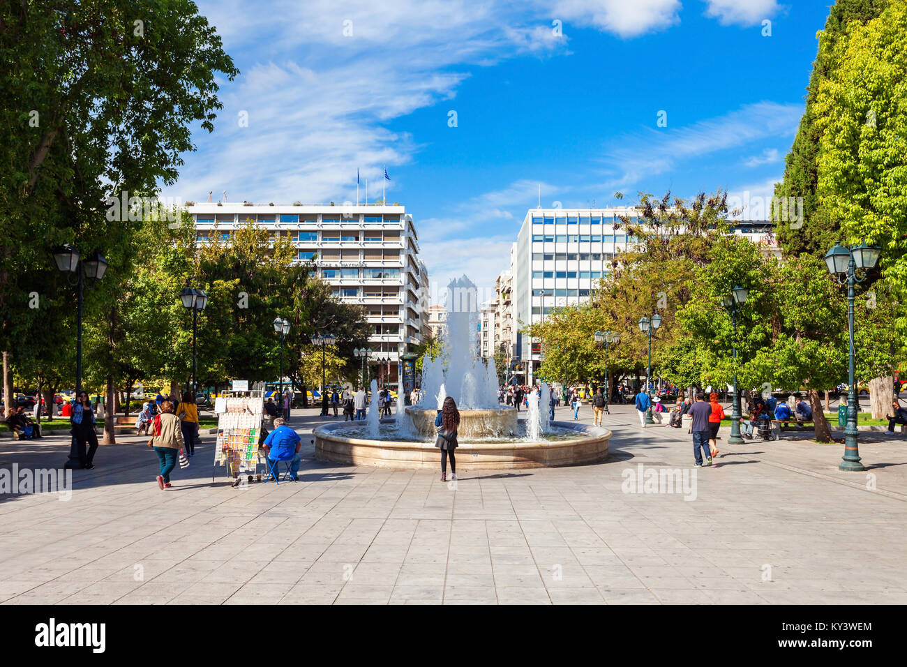 Constitution square fountain city hi-res stock photography and images ...