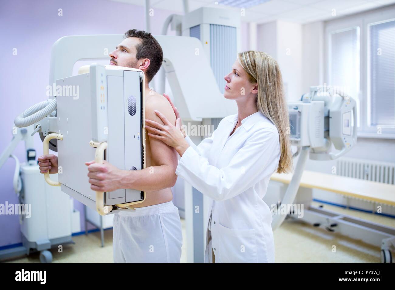 Chest xray machine hi-res stock photography and images - Alamy