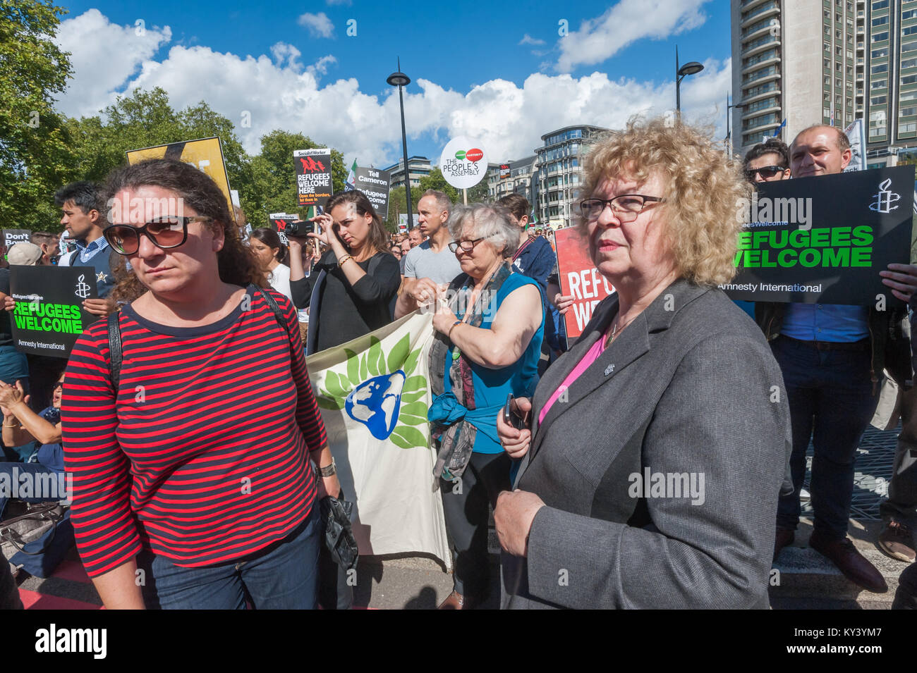Jean Lambert MEP at the Park Lane rally before the Refugees Welcome ...