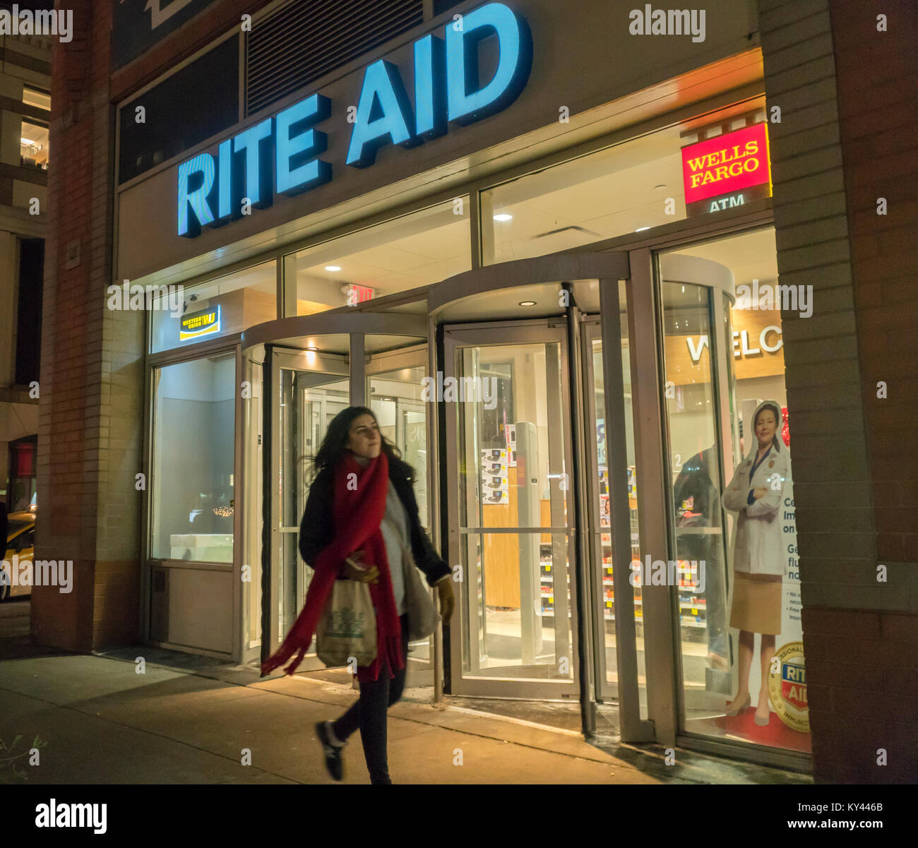 Chain of drug stores High Resolution Stock Photography and Images - Alamy