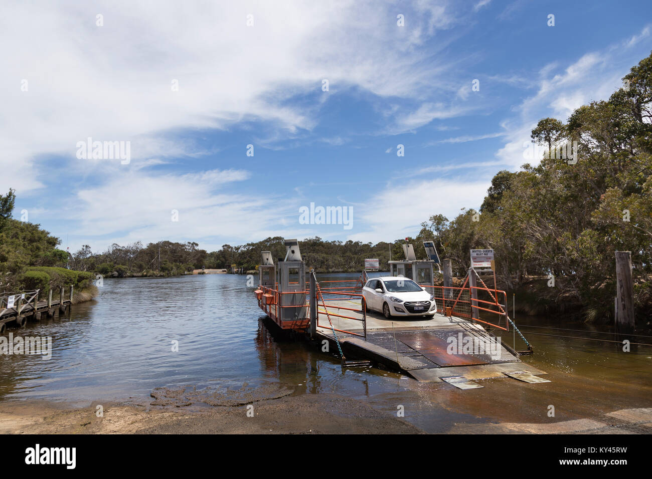 The chain ferry that takes vehicles and pedestrians to Molloy Island ...
