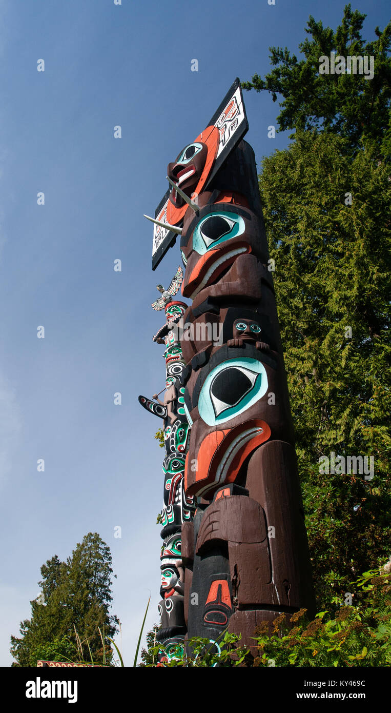 First Nations totem poles representing craftsmanship and unique culture ...