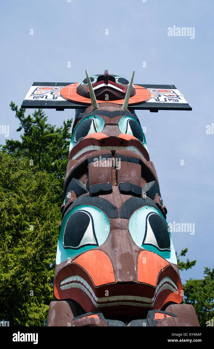 First Nations totem poles representing craftsmanship and unique culture ...
