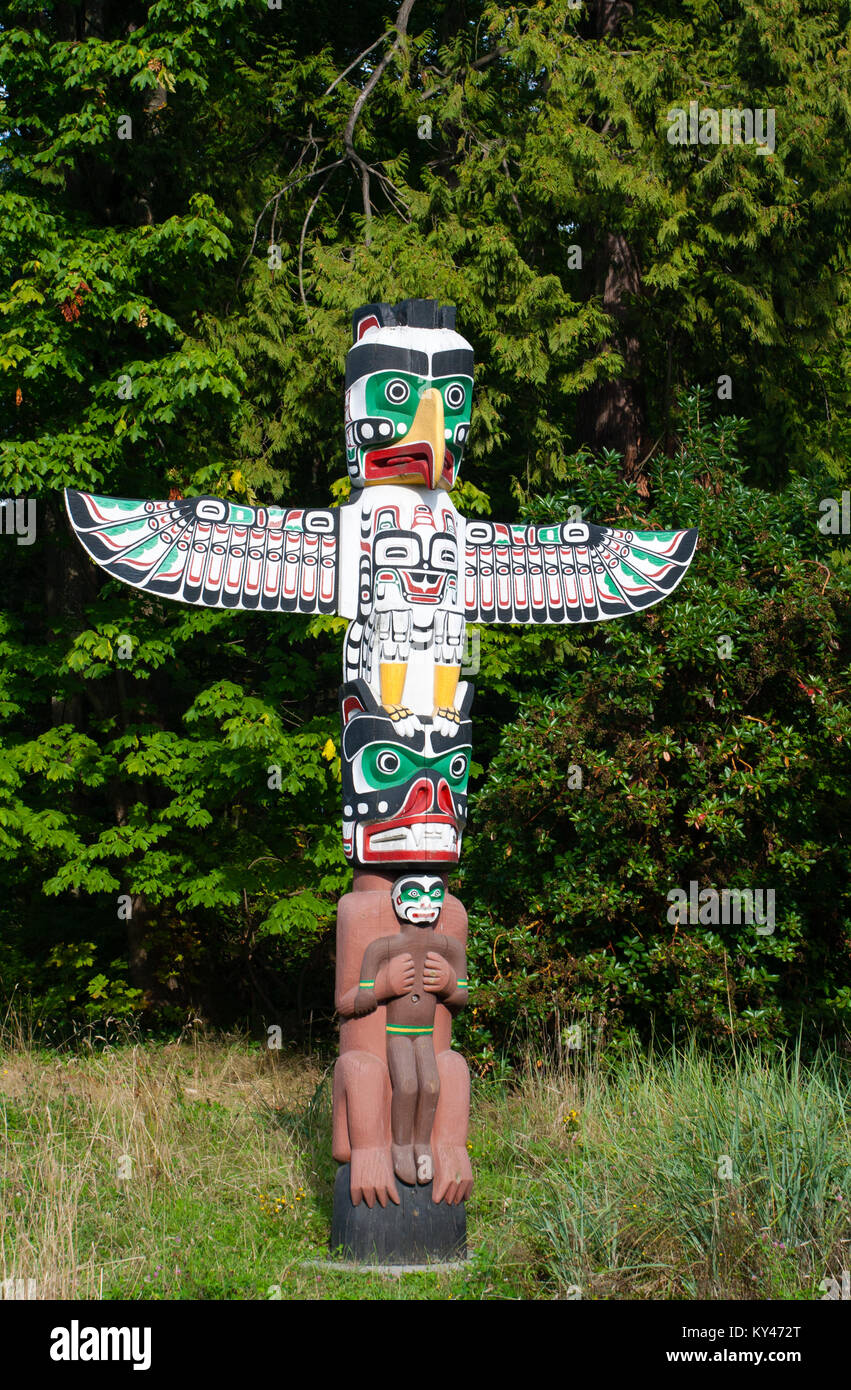 First Nations totem poles representing craftsmanship and unique culture ...