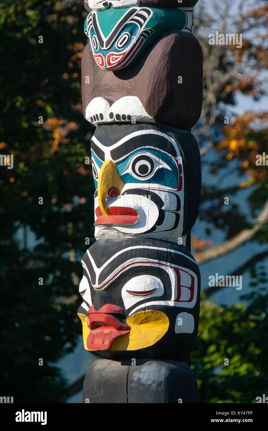 First Nations totem poles representing craftsmanship and unique culture ...