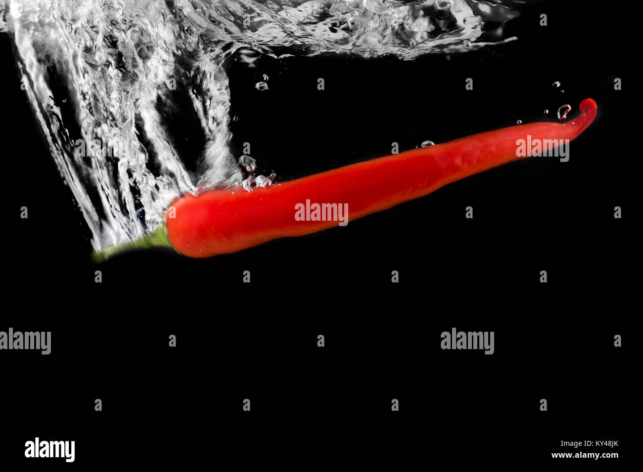 Water capsicum splash hi-res stock photography and images - Alamy