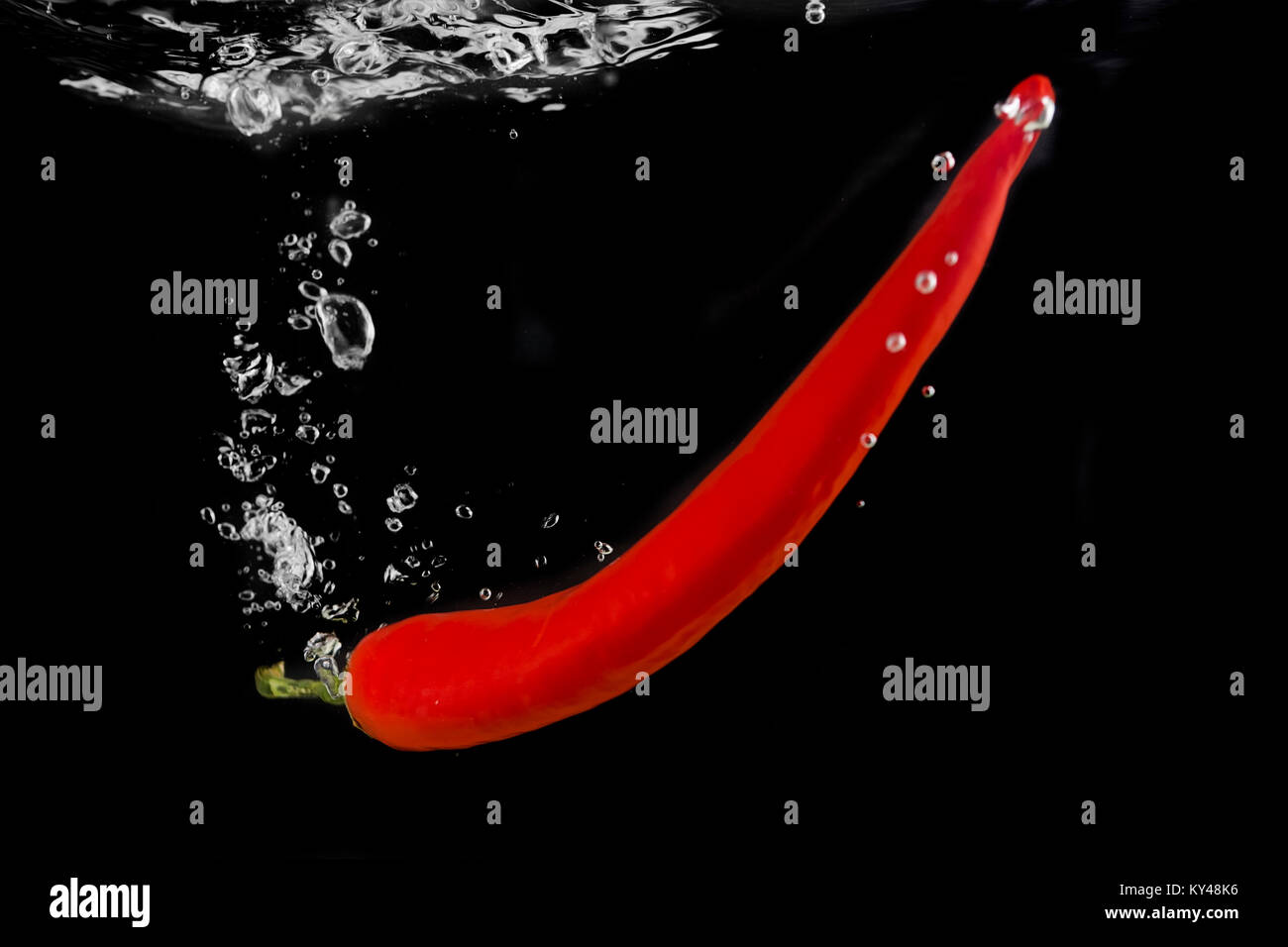 Water capsicum splash hi-res stock photography and images - Alamy