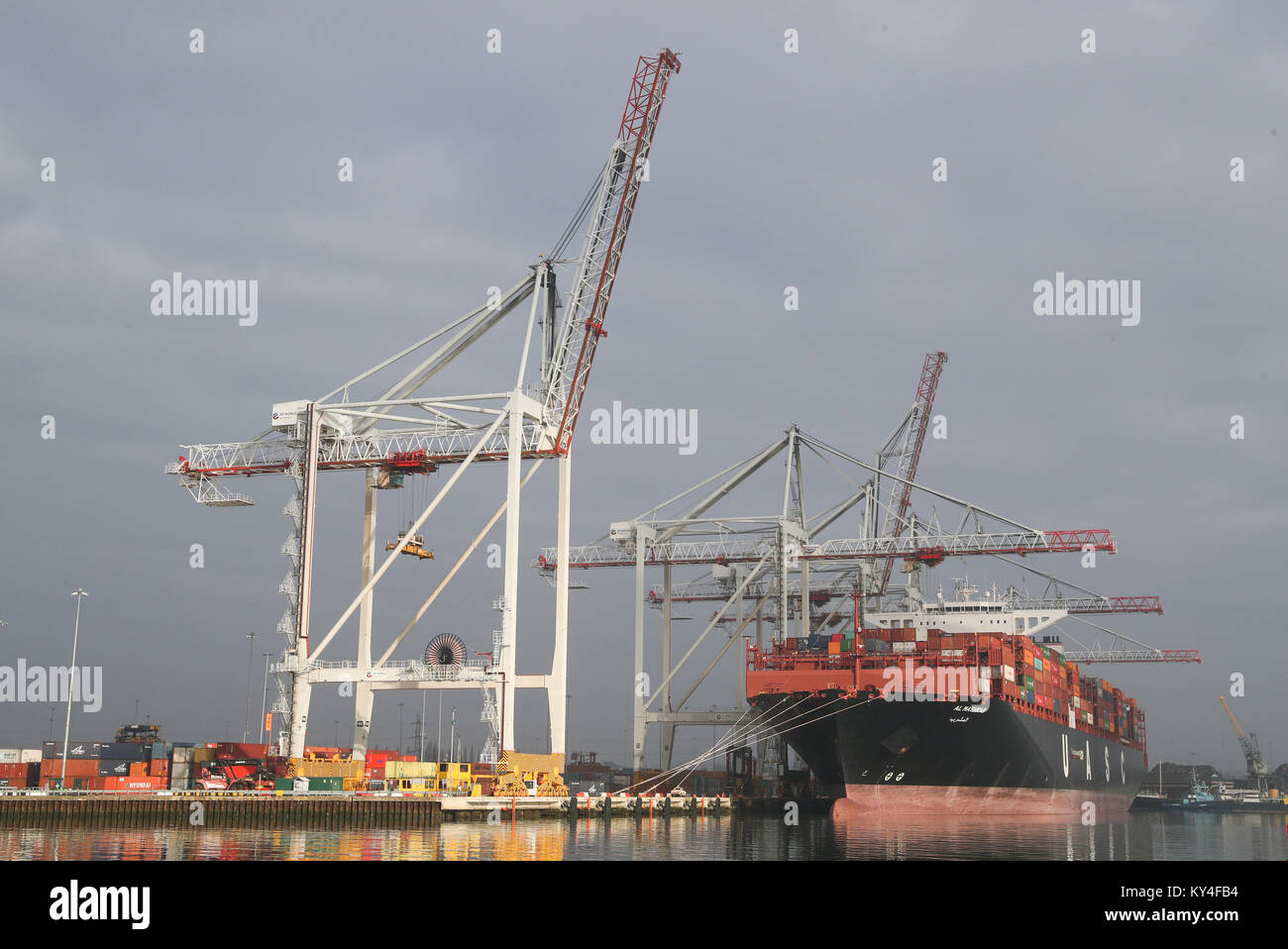 The container ship Al Mashrab unloads her cargo at Southampton ...