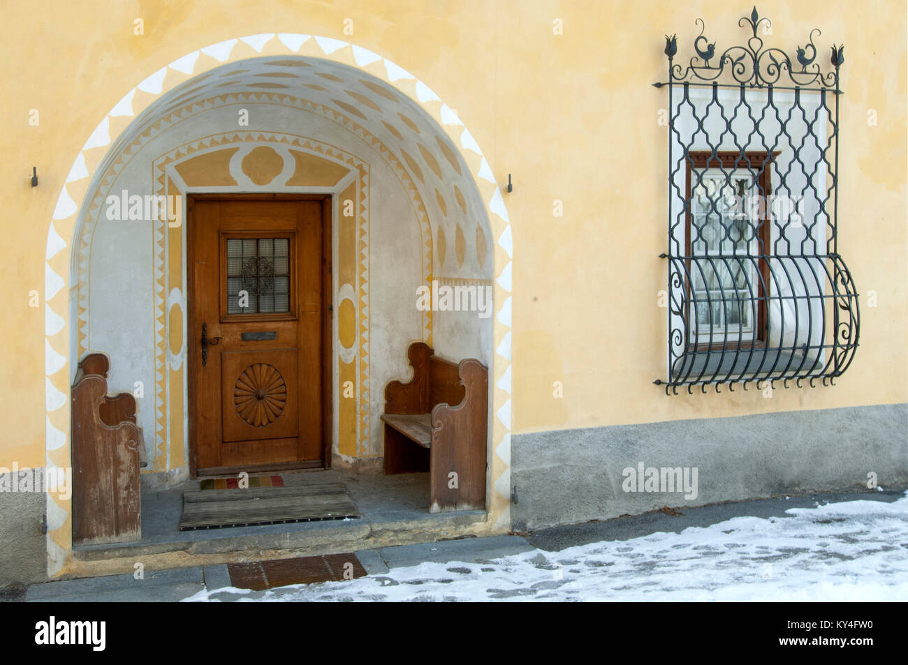 Engadin house with sgraffito hi-res stock photography and images - Alamy