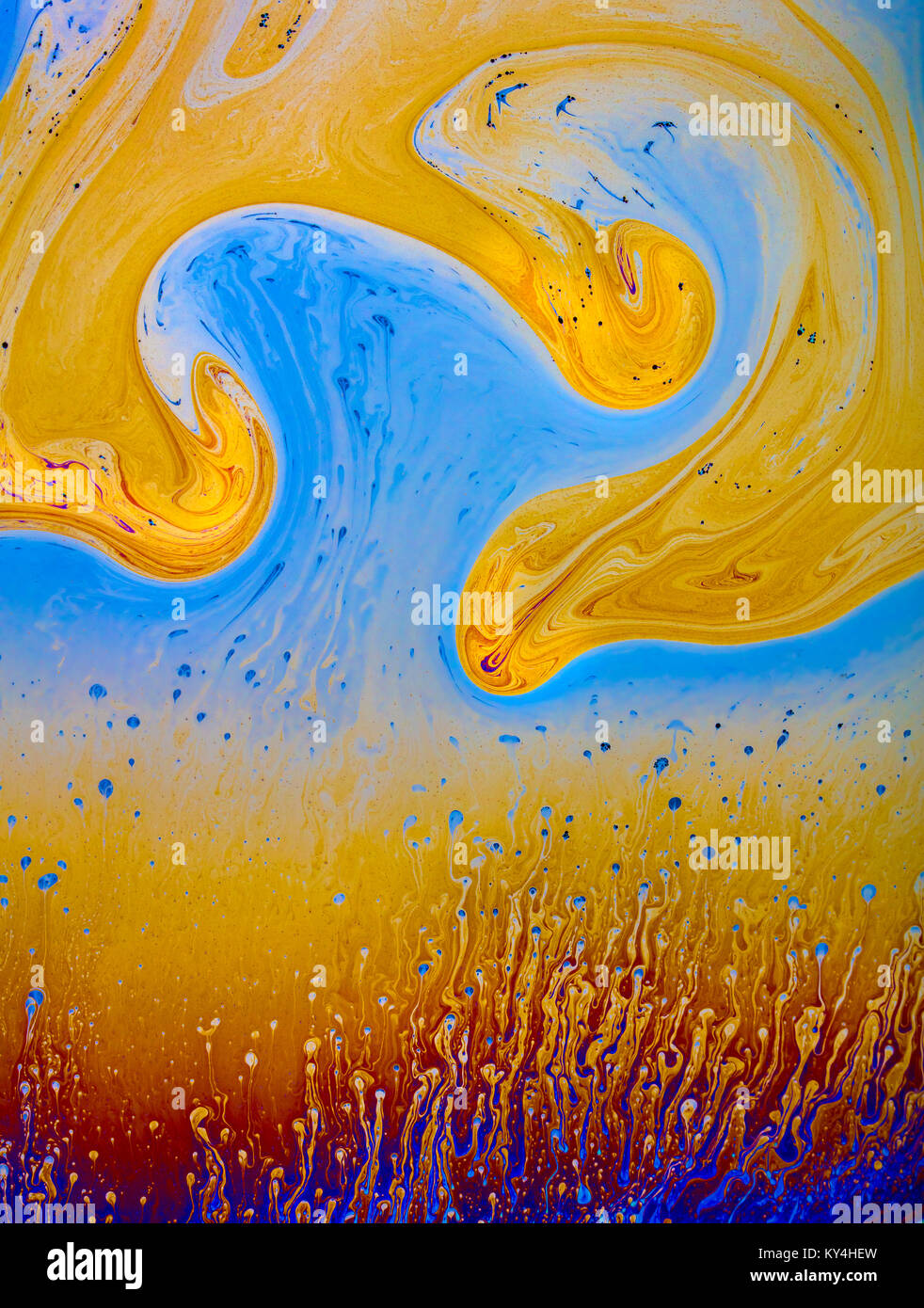 Optical thin film interference patterns in a stretched soap solution ...