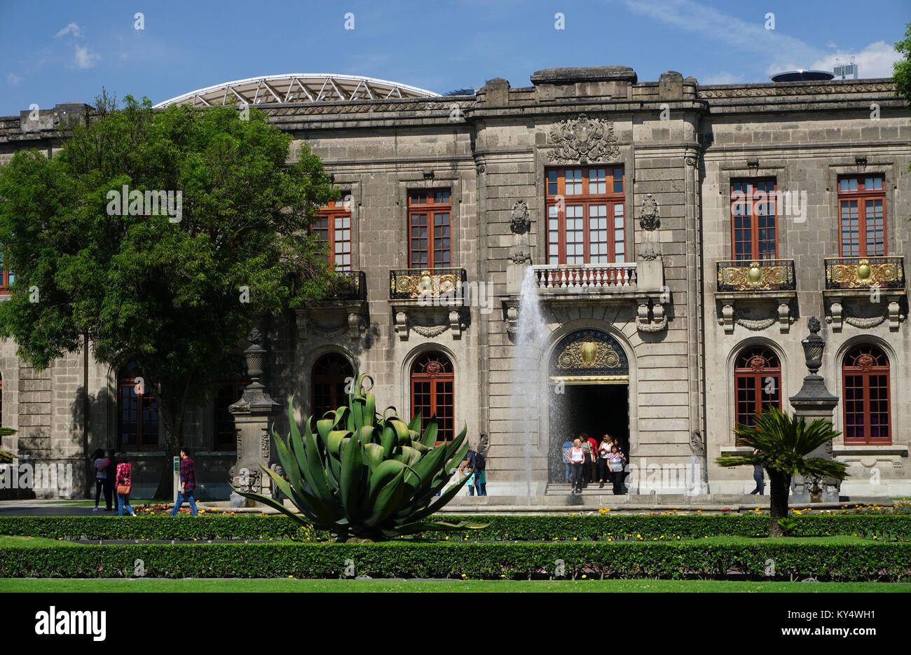 National Museum of History in the Castillo de Chapultepec (Chapultepec ...
