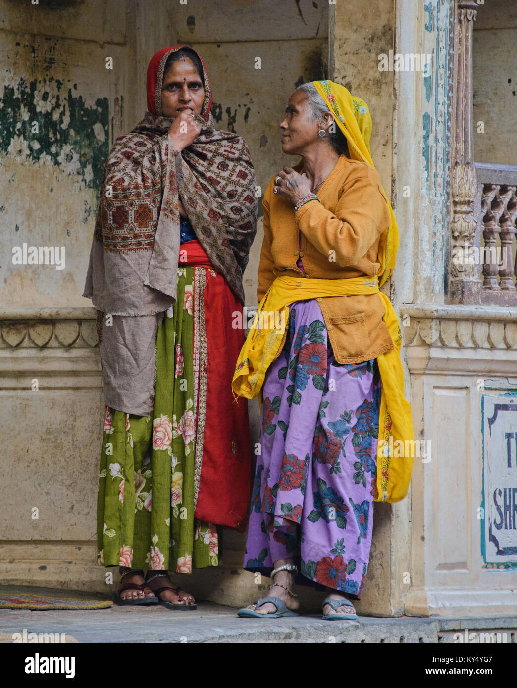 Indian women chatting at the ancient Galtaji Monkey Temple, Jaipur ...