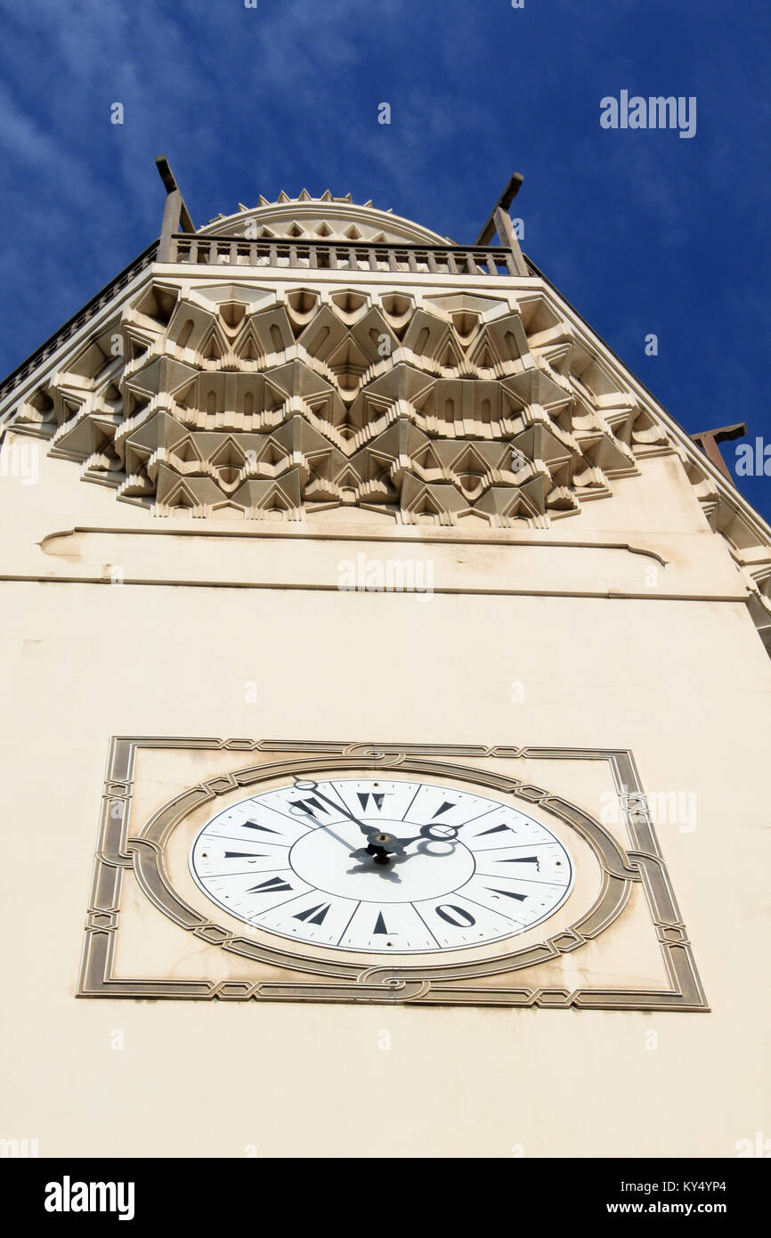 Clock and minaret of mosque in Manama city, Bahrein Stock Photo - Alamy