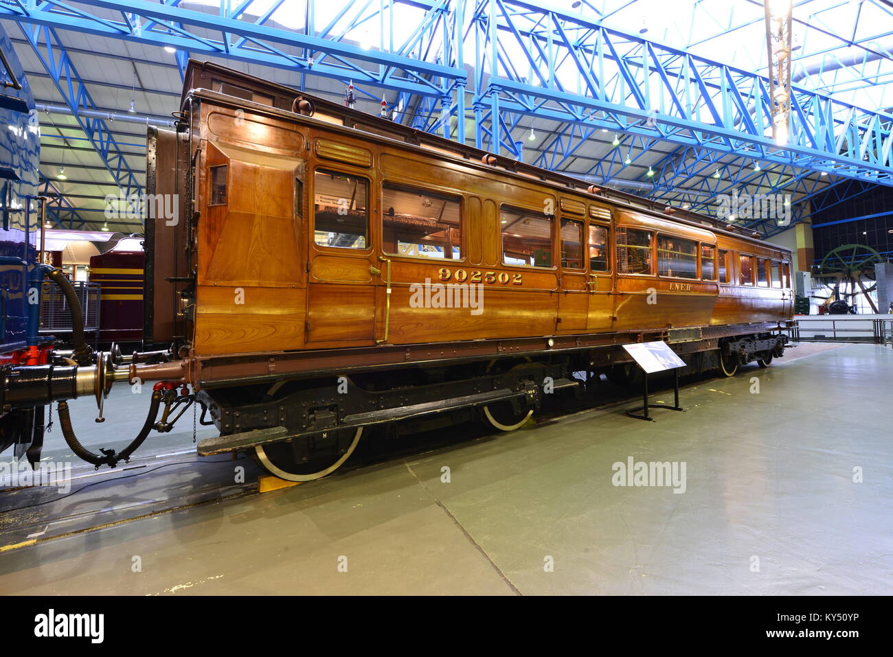 Dynamometer hi-res stock photography and images - Alamy