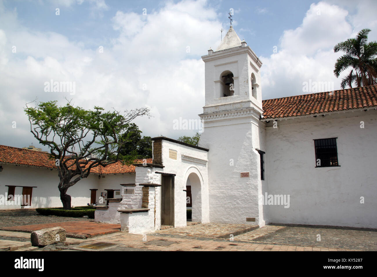 White monastery in the center of Kali in Colombia Stock Photo - Alamy