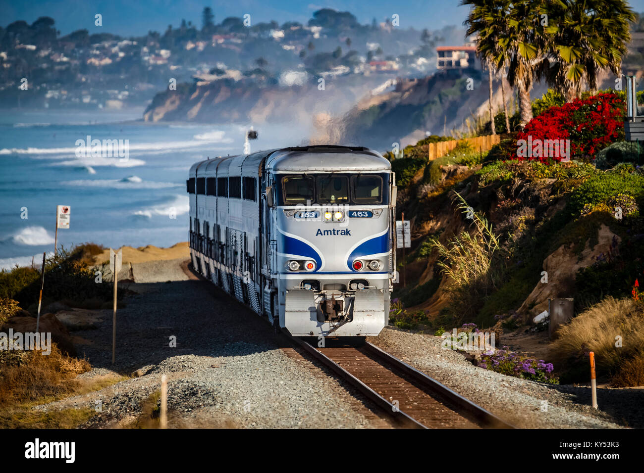 amtrak passenger train on pacific coast rail line Stock Photo - Alamy