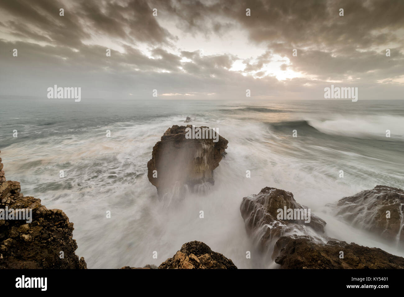 Nazare Portugal Surf High Resolution Stock Photography and Images - Alamy