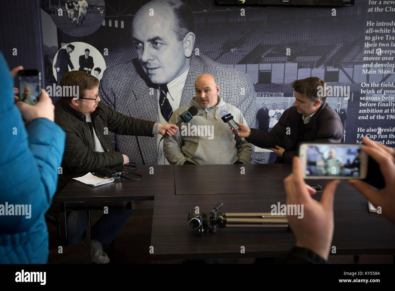 Soccer press conference gary hi-res stock photography and images - Alamy