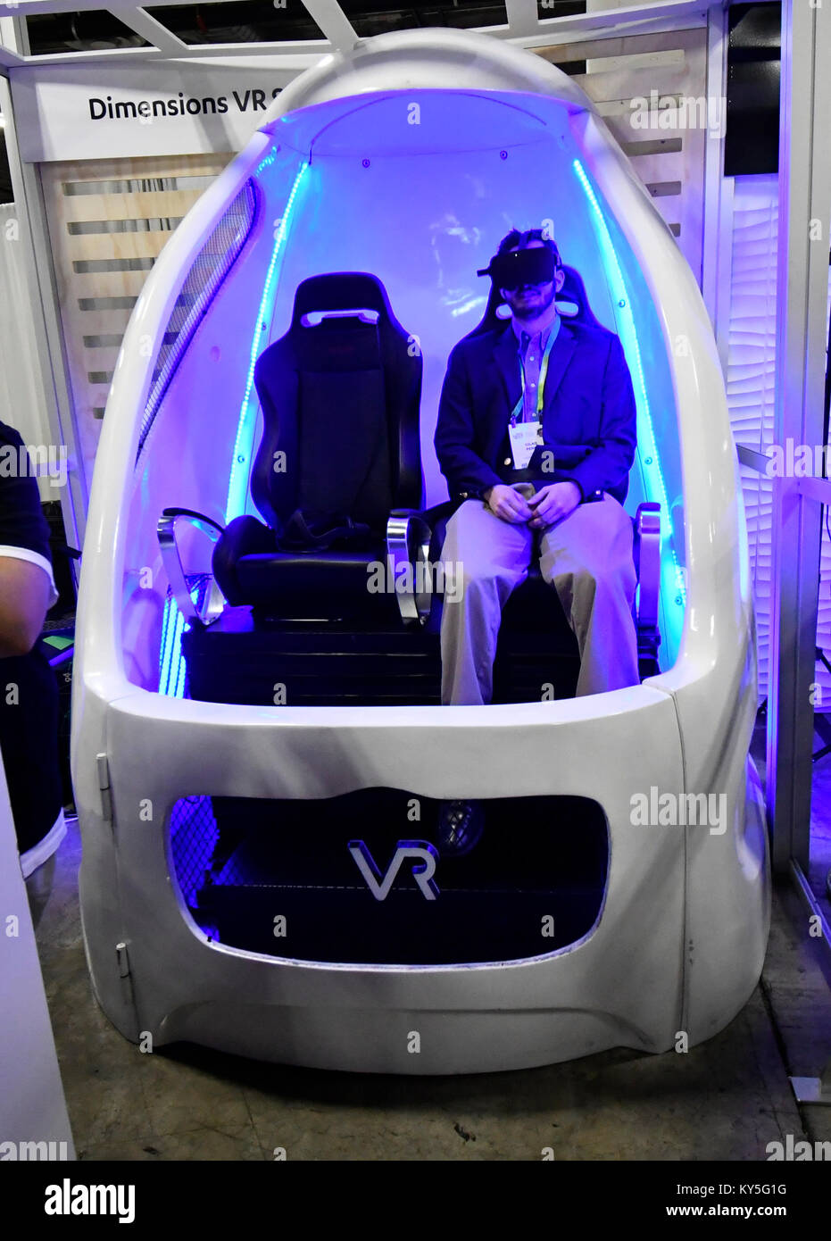 Las Vegas, USA. 12th January, 2018. CES attendees try out the ...