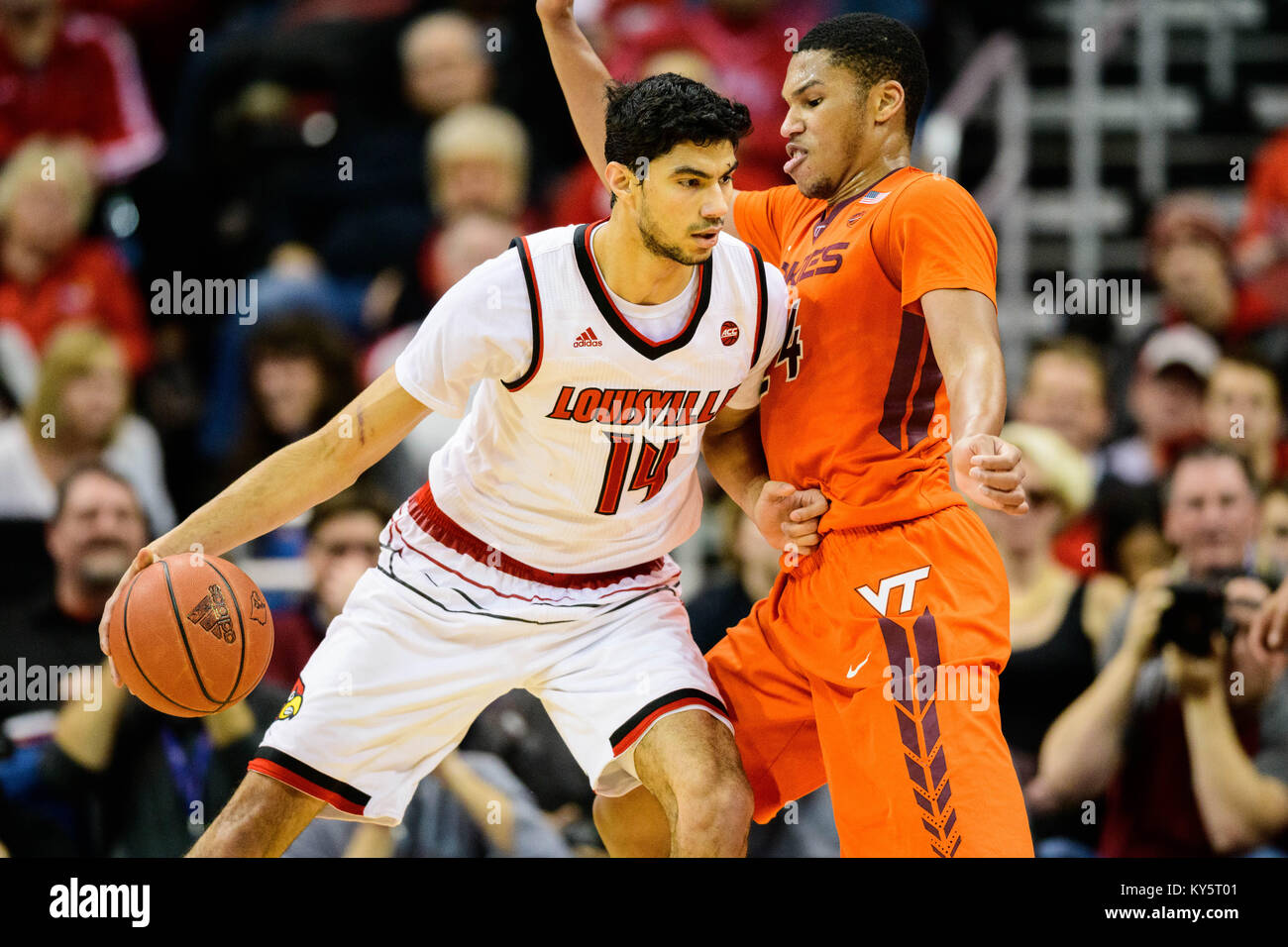 Louisville Cardinals forward Anas Mahmoud (14) during the NCAA College ...