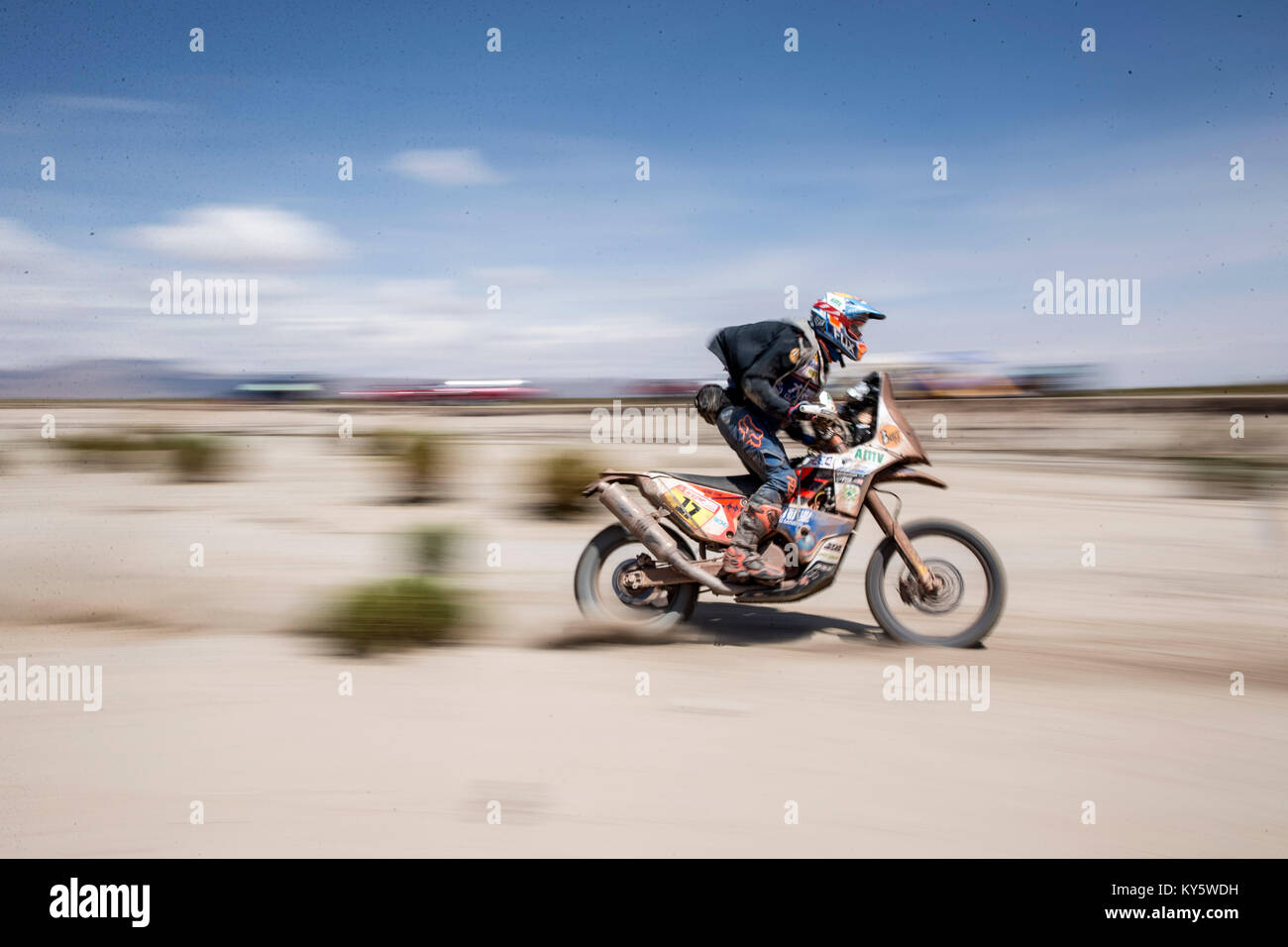 Uyuni, Bolivia. 13th Jan, 2018. Armand Monleon of Spain competes during ...
