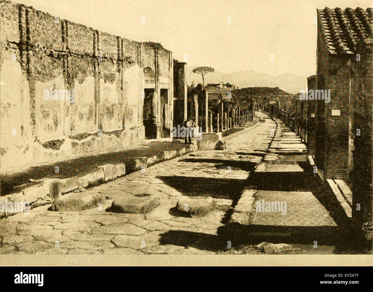 "The critic in the Occident" (1913 Stock Photo - Alamy