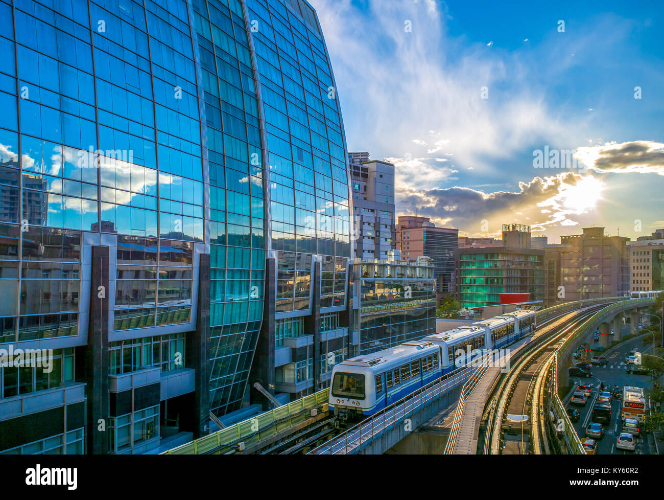 Busy metro system hi-res stock photography and images - Alamy