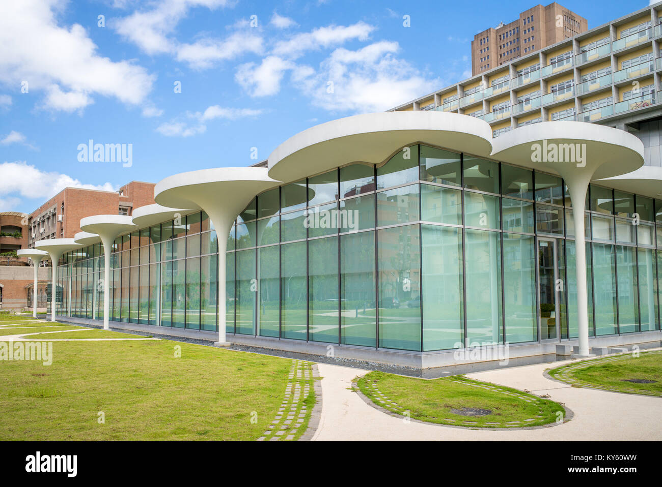 Japanese brick buildings hi-res stock photography and images - Alamy