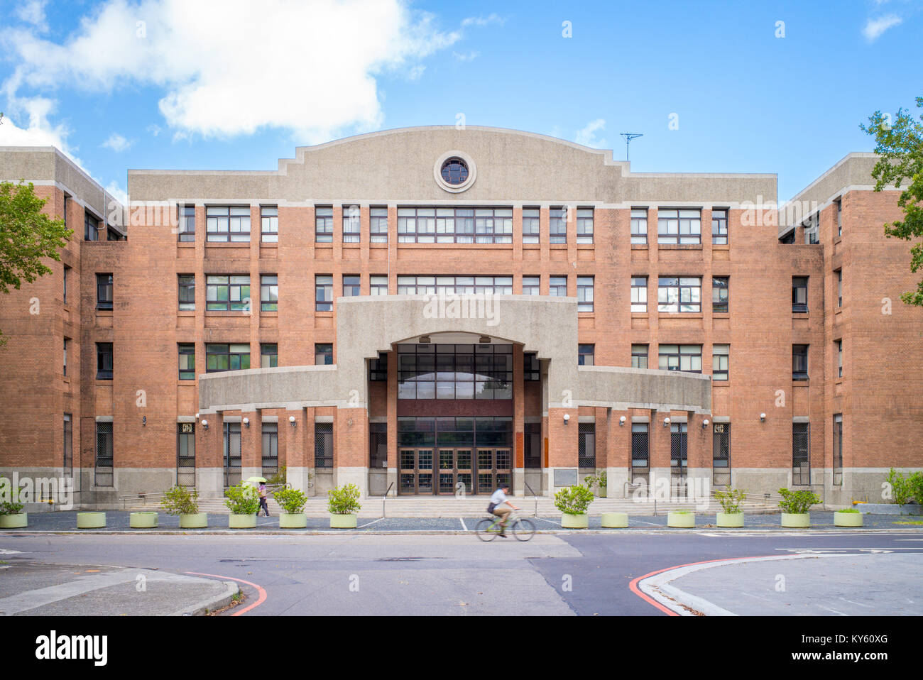 Japanese building taiwan house hi-res stock photography and images - Alamy