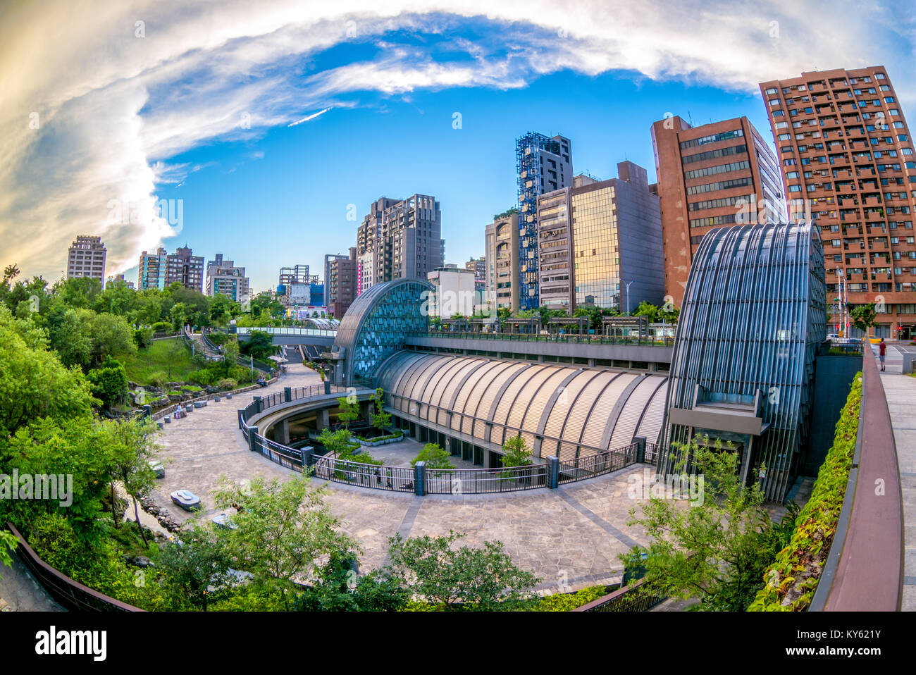 Daan forest park hi-res stock photography and images - Alamy