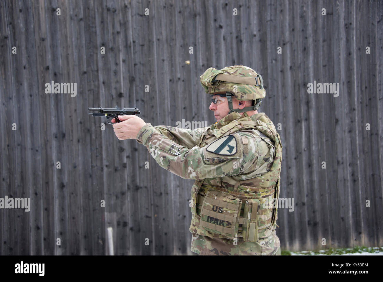 615th aviation support battalion hi-res stock photography and images ...