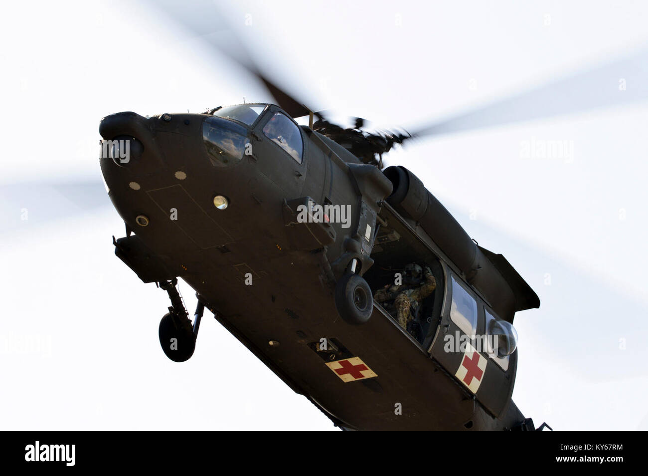 A UH-60 Black Hawk assigned to the 25th Combat Aviation Brigade, 25th ...