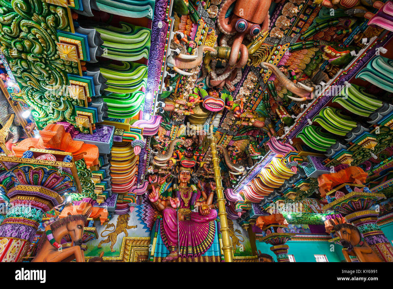 Pathirakali amman temple hi-res stock photography and images - Alamy