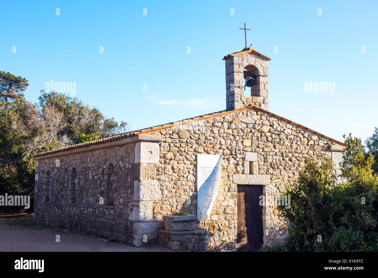 St pierre chapel hi-res stock photography and images - Alamy