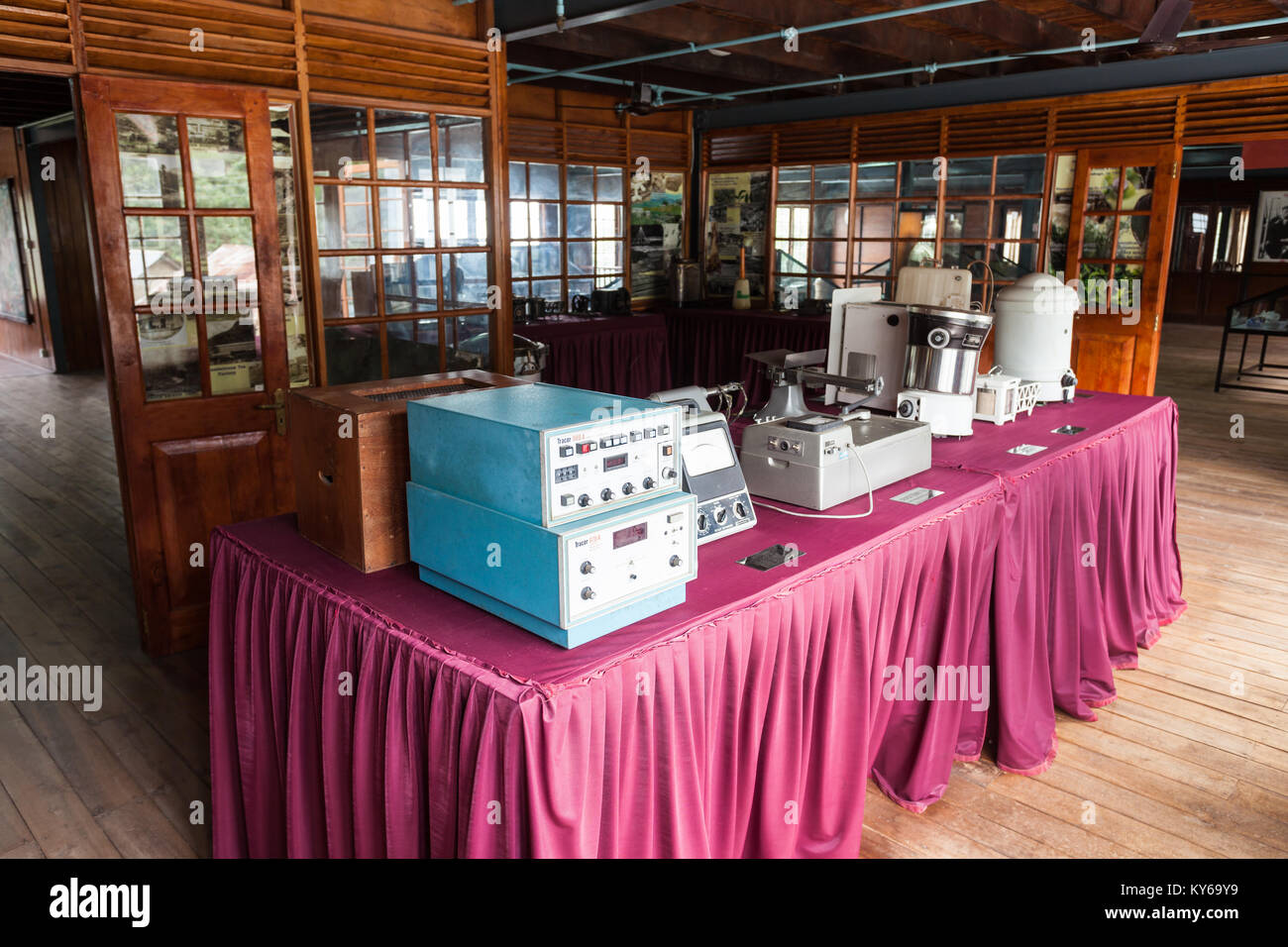 Tea plantation india historical hi-res stock photography and images - Alamy