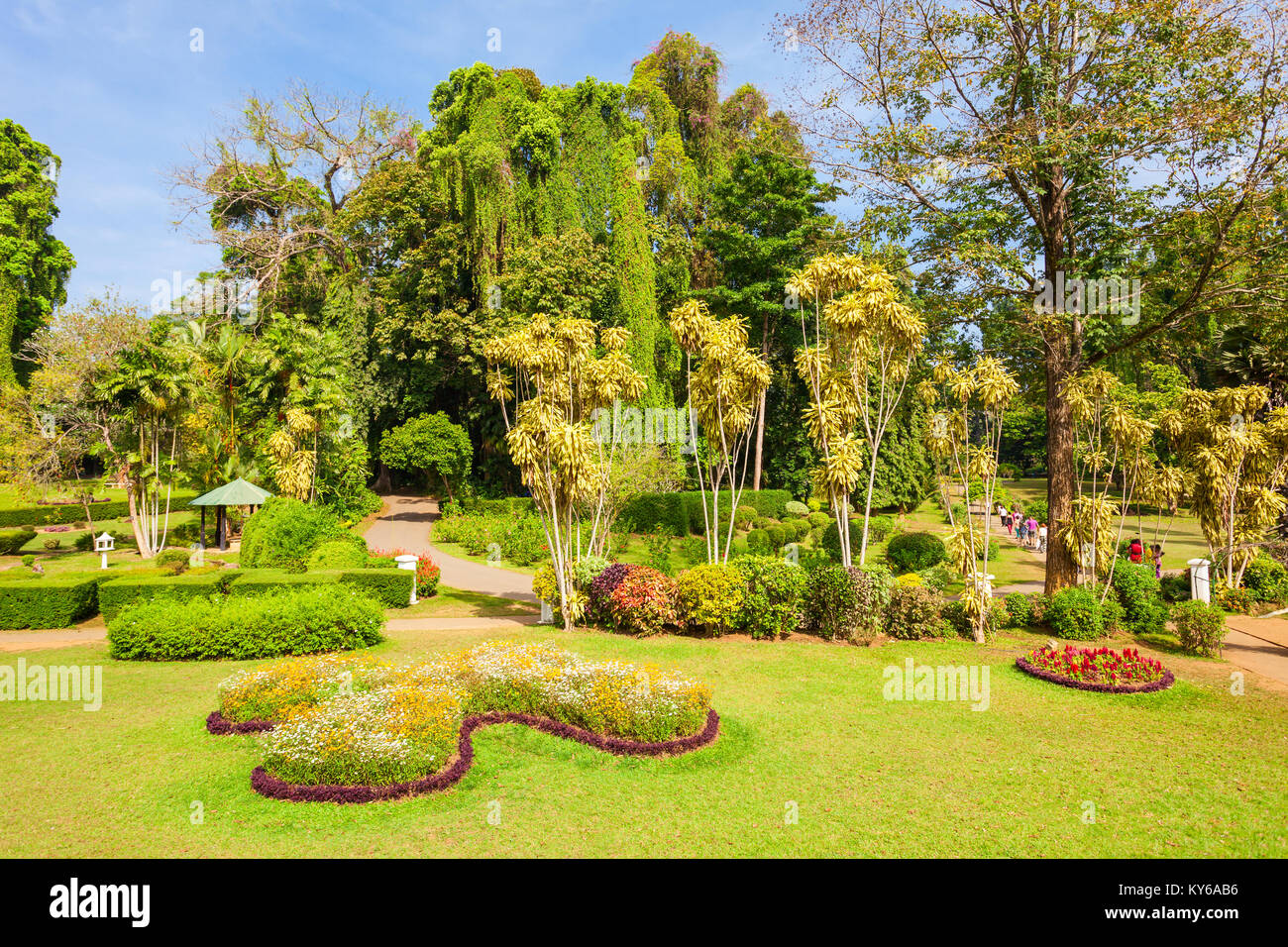 KANDY, SRI LANKA - FEBRUARY 21, 2017: Peradeniya Royal Botanic Gardens ...