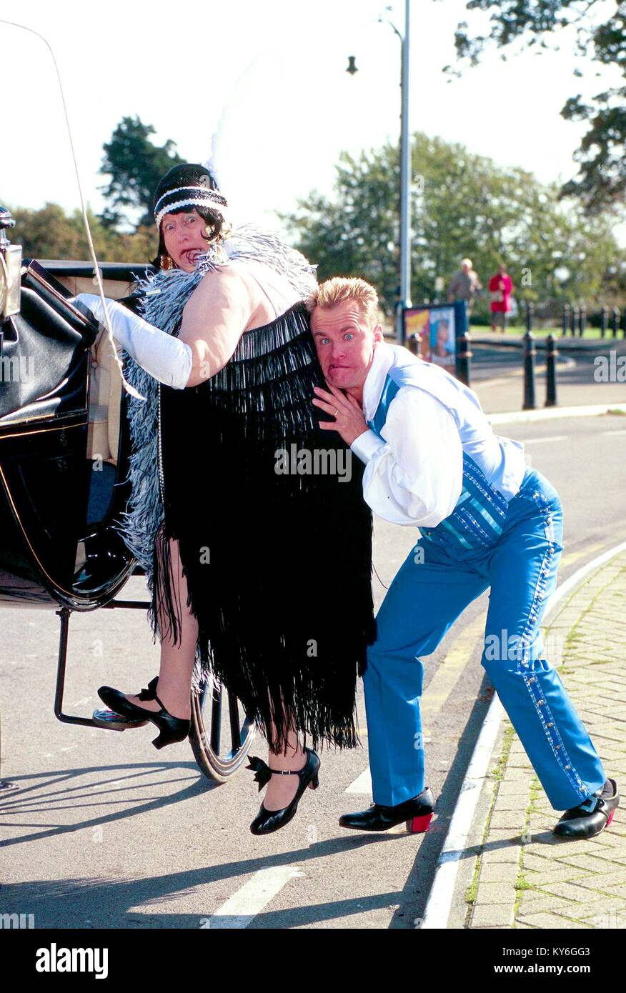 ©ALPHA 033402 OCTOBER 1998 BELLA EMBERG AND BOBBY DAVRO IN " CINDERELLA ...