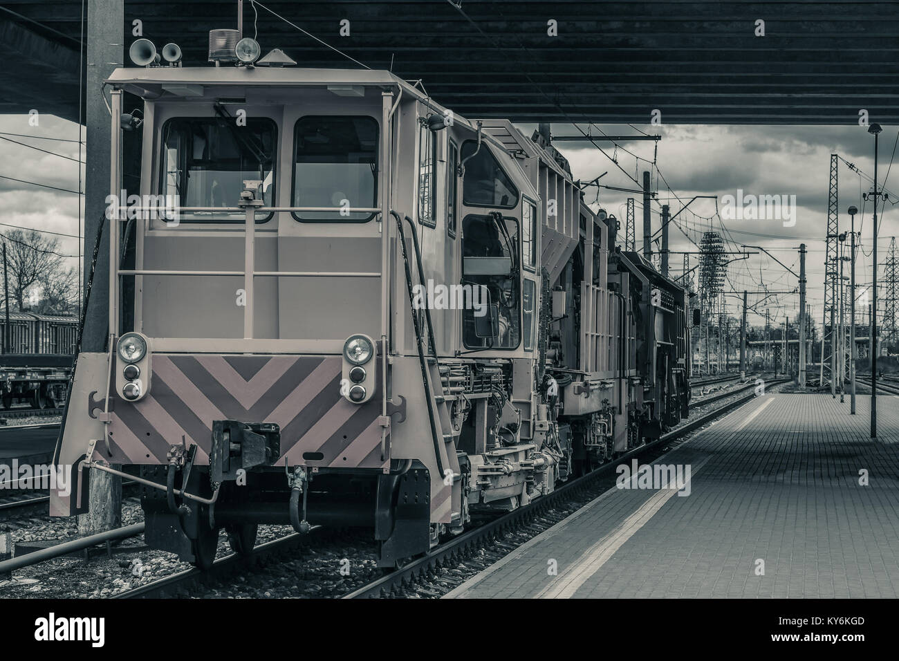 Track machine hi-res stock photography and images - Alamy