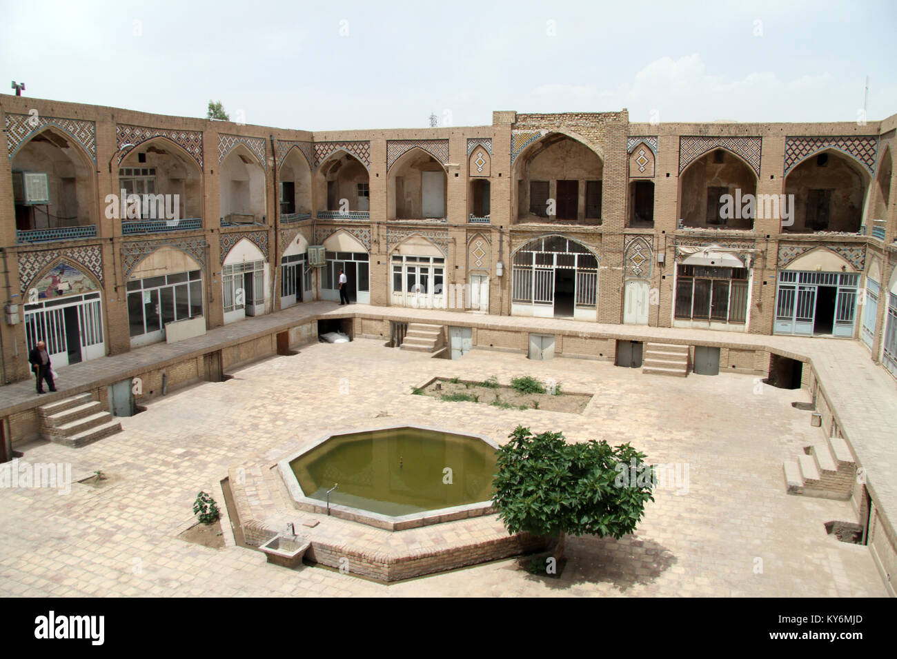 Traditional persian house hi-res stock photography and images - Alamy