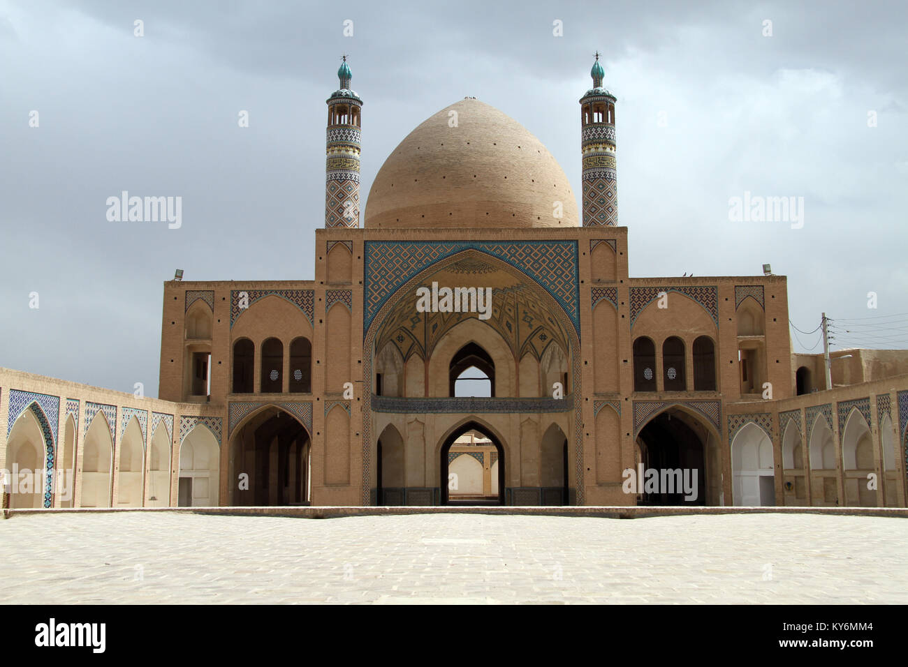 Big brick mosque in Kashan, Iran Stock Photo - Alamy