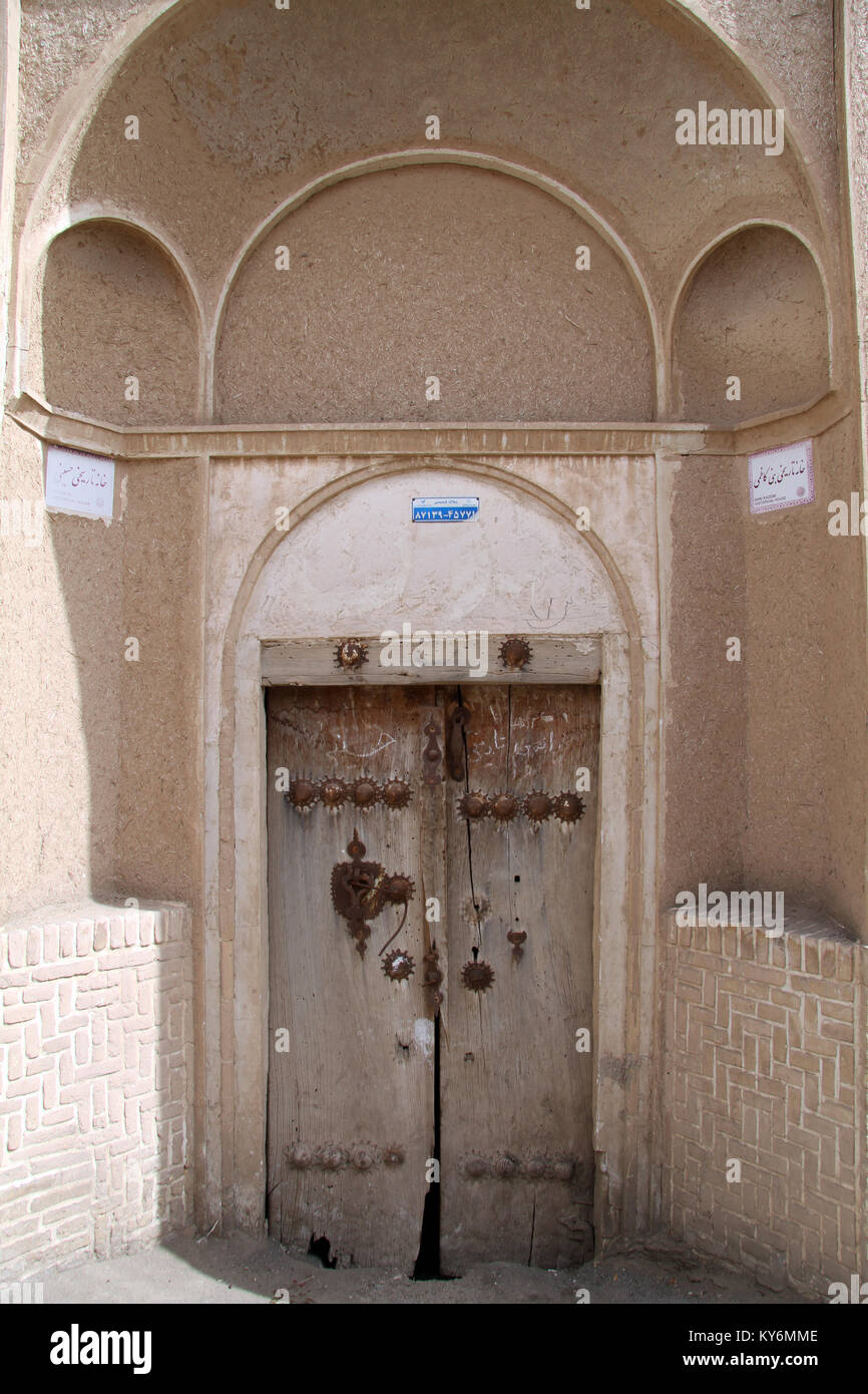 Wooden door of old house in Kashan, Iran Stock Photo - Alamy