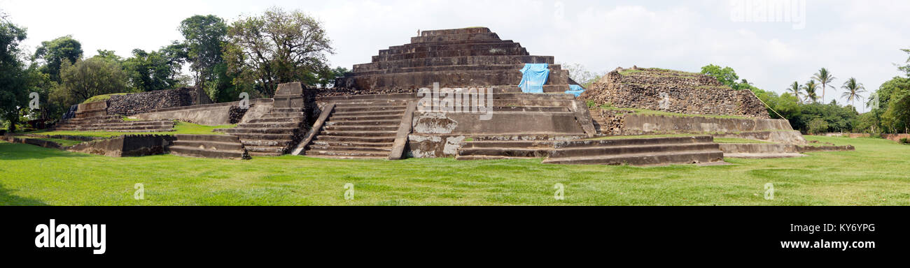 Panorama of ruins and pyramid in Tazumal, Salvador Stock Photo - Alamy