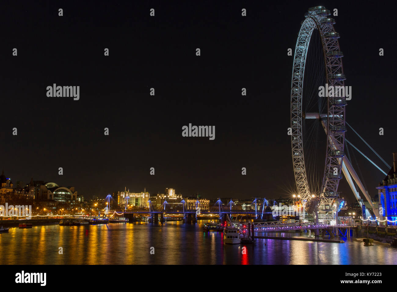 London eye night image hi-res stock photography and images - Alamy