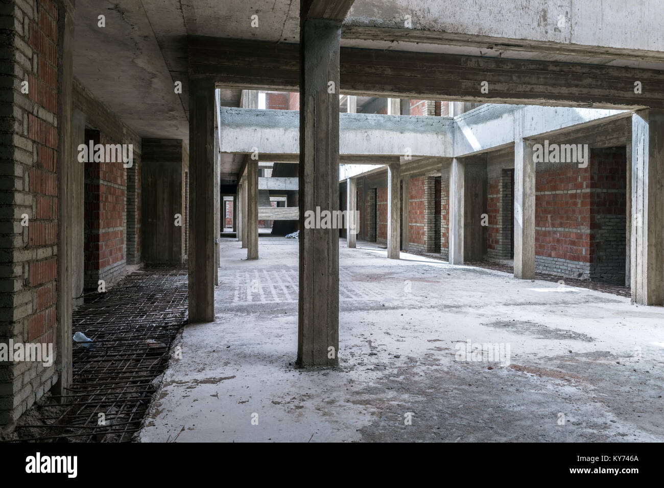 Interior of unfinished building. Iuncompleted building Stock Photo - Alamy