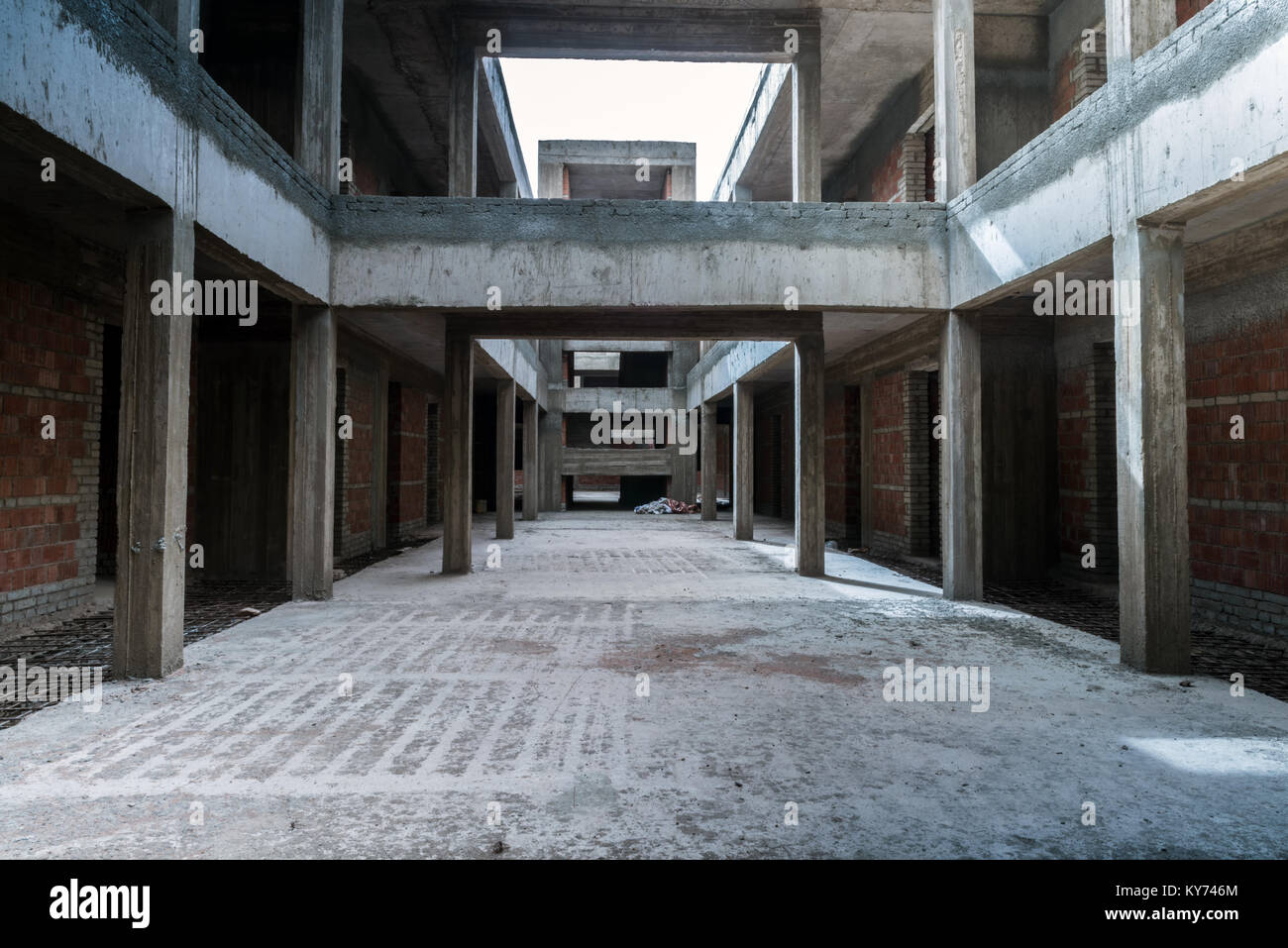 Interior of unfinished building. Iuncompleted building Stock Photo - Alamy